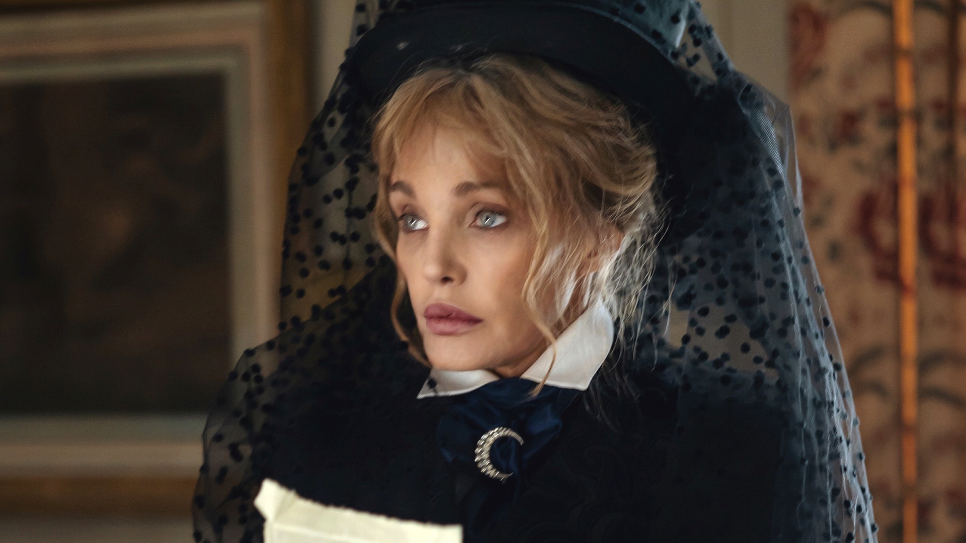 Arielle Dombasle : Arielle Dombasle : Système D (Harper's Bazaar ...